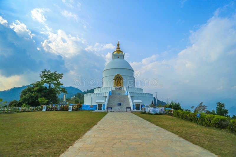 Templo Tal Barahi En Pokhara Nepal Foto de archivo - Imagen de palacio ...