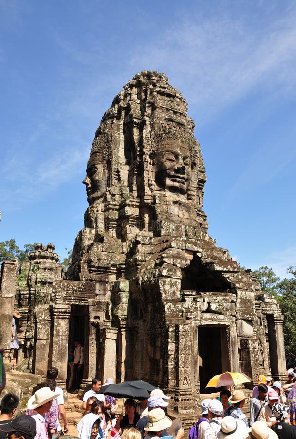 Templo de Bayon foto de archivo editorial. Imagen de asia - 46953763