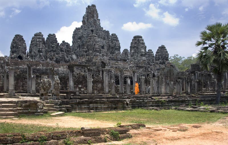 Templo De Bayon - Angkor Wat - Camboya Imagen de archivo editorial ...