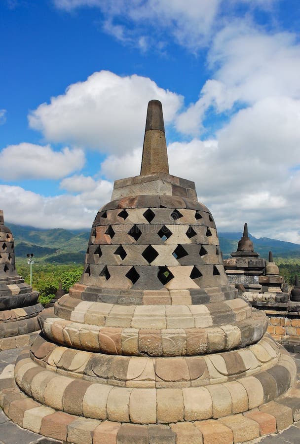 Templo de Borobudur foto de archivo. Imagen de asia, ruina - 24205260