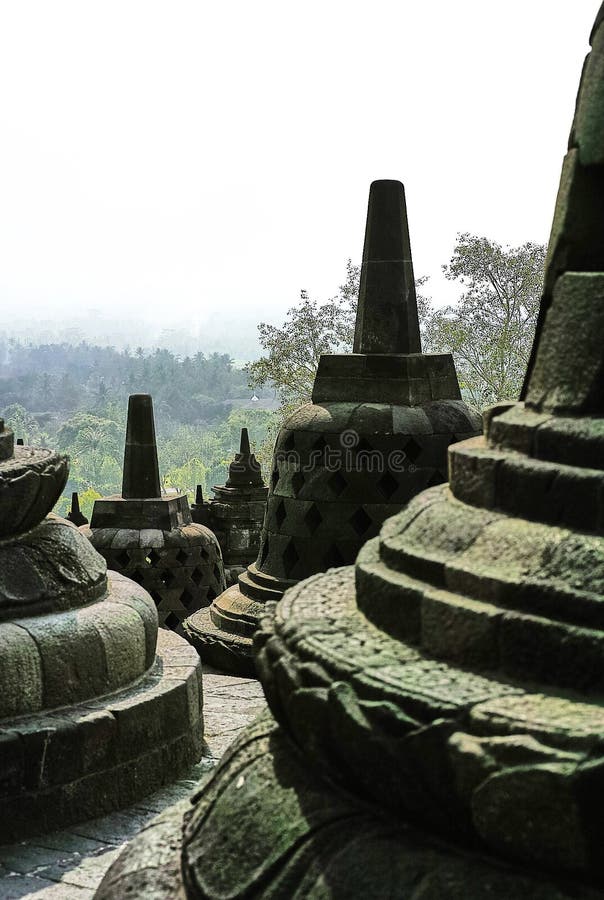 Templo De Borobudur, Isla De Java, Indonesia Foto editorial - Imagen de ...