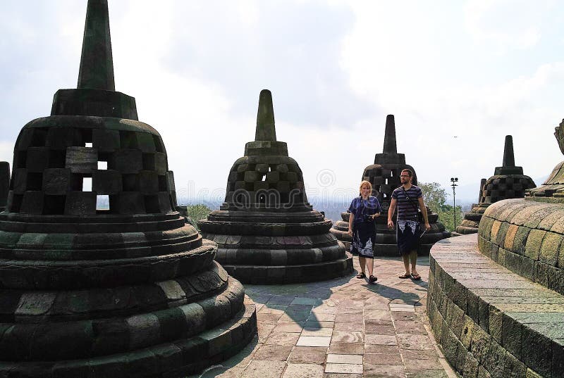 Templo De Borobudur, Isla De Java, Indonesia Foto de archivo editorial ...