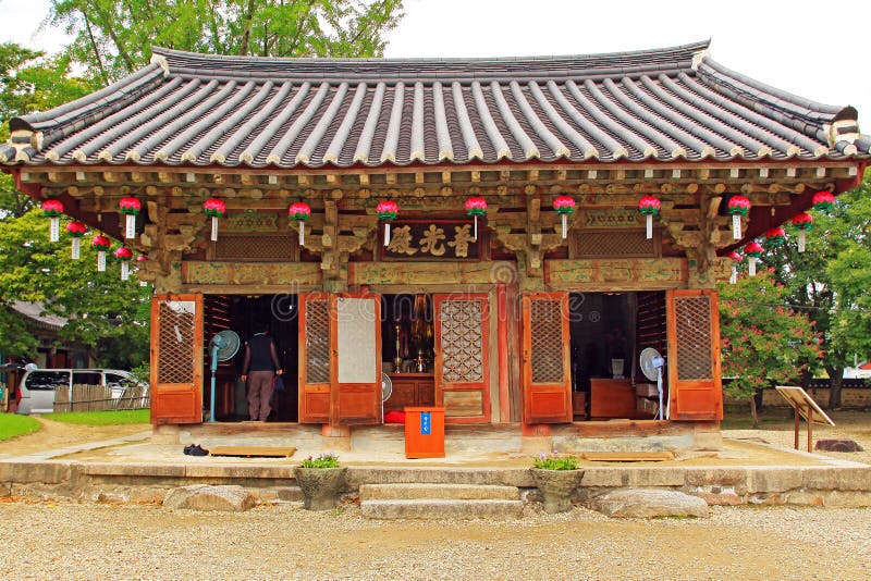 Templo De Corea Gyeongju Bunhwangsa Fotografía editorial - Imagen de ...