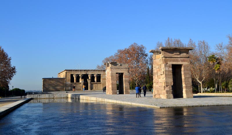 Templo De Debod, Parque Del Oeste, Madrid, España Foto de archivo ...