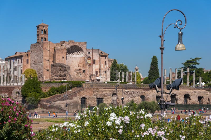 Templo De Di Santa Francesca Romana Do Vênus E Do Roma E Da Basílica ...