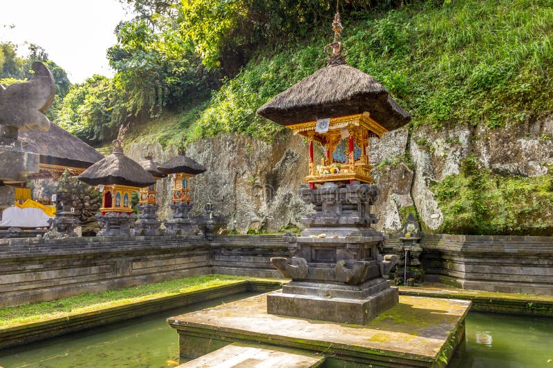 Templo De Goa Gajah Em Bali Foto de Stock - Imagem de destino, santo ...