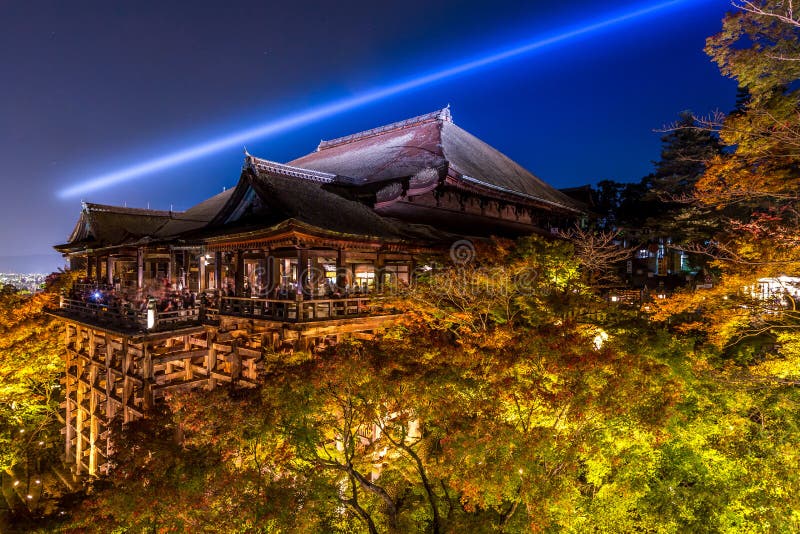 Templo de Kiyomizu-dera imagen de archivo. Imagen de mundo - 68583683