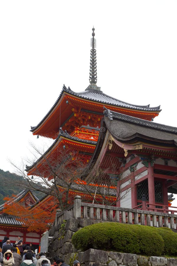 Templo de Kiyomizu-dera foto de archivo editorial. Imagen de capilla ...