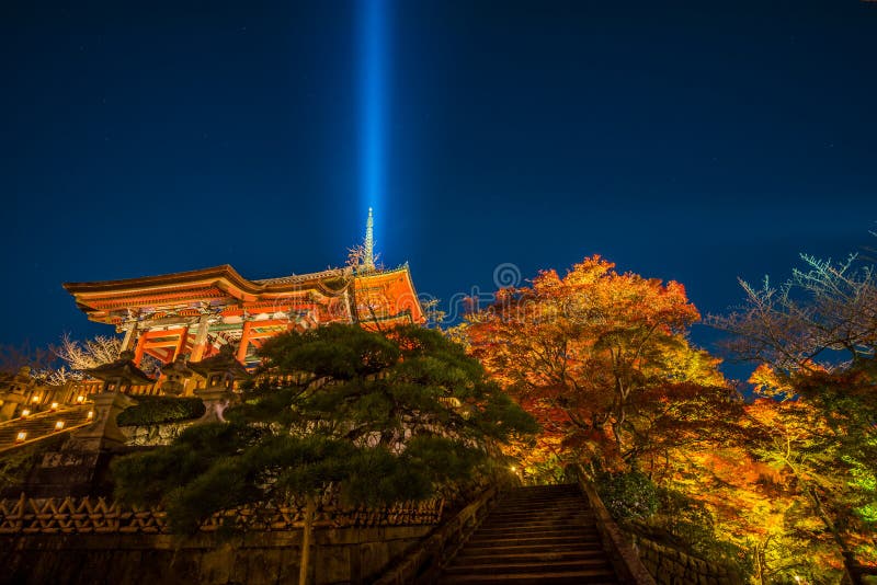Templo de Kiyomizu-dera fotografia editorial. Imagem de patrimônio ...