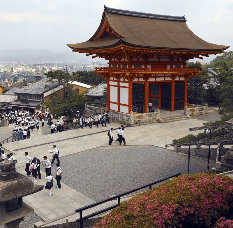 O Templo De Kiyomizu-dera é TempleÂ budista do ZenÂ Do AÂ na Estação Do ...