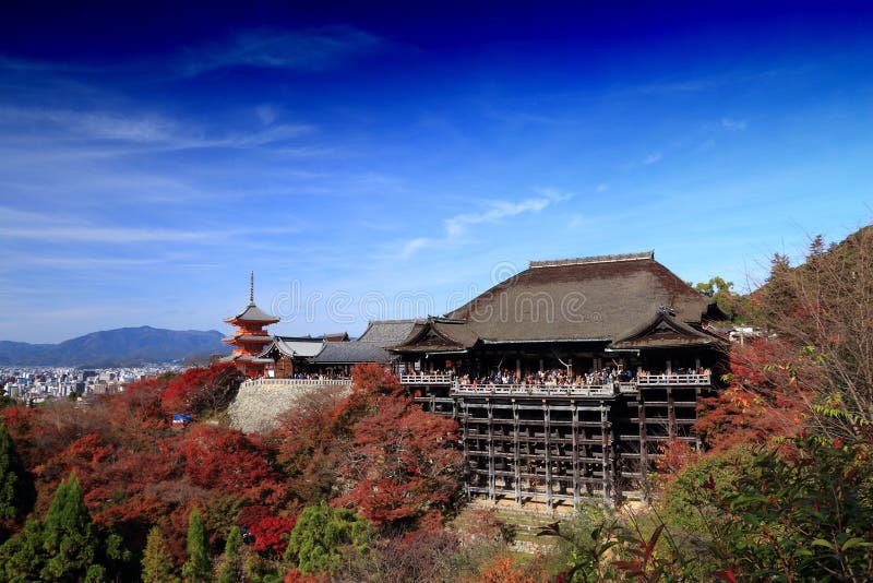 Templo De Kiyomizu-dera, Kyoto Imagen de archivo - Imagen de templo ...