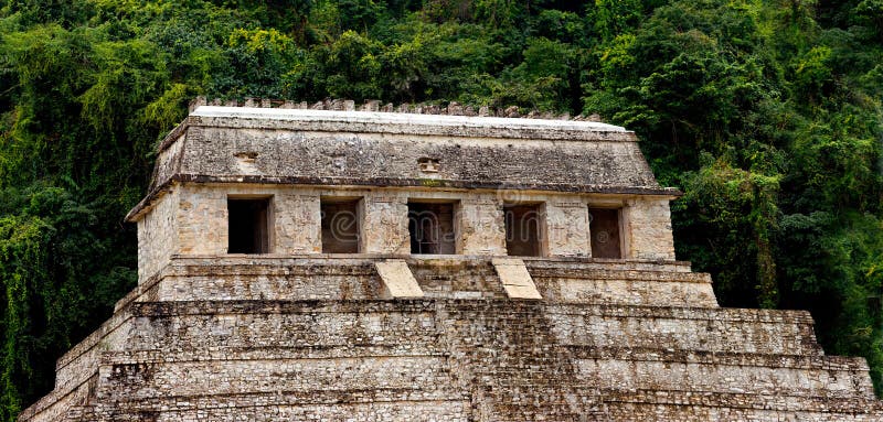 Templo De Las Inscripciones, Palenque Imagen de archivo - Imagen de ...