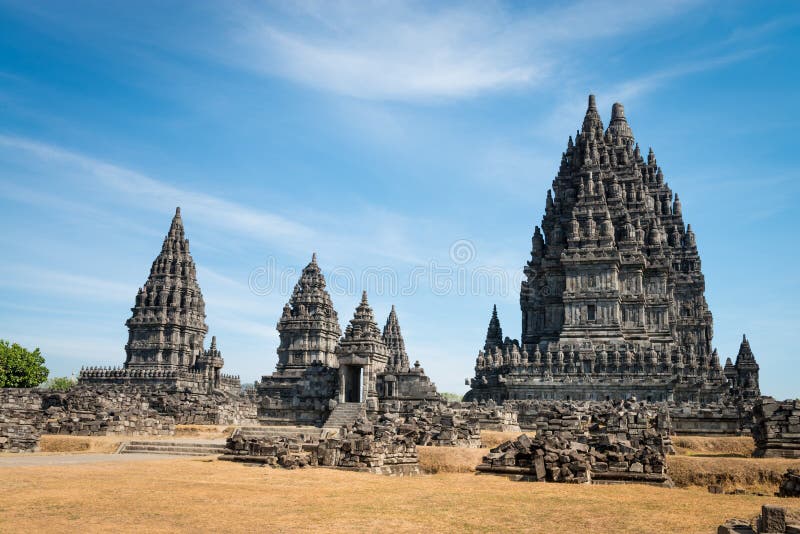 Templo De Prambanan, Java, Indonésia Foto de Stock - Imagem de turista ...