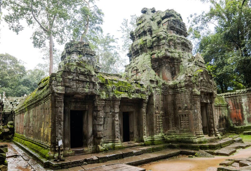 Templo de TA Prohm imagen de archivo. Imagen de religioso - 31229855