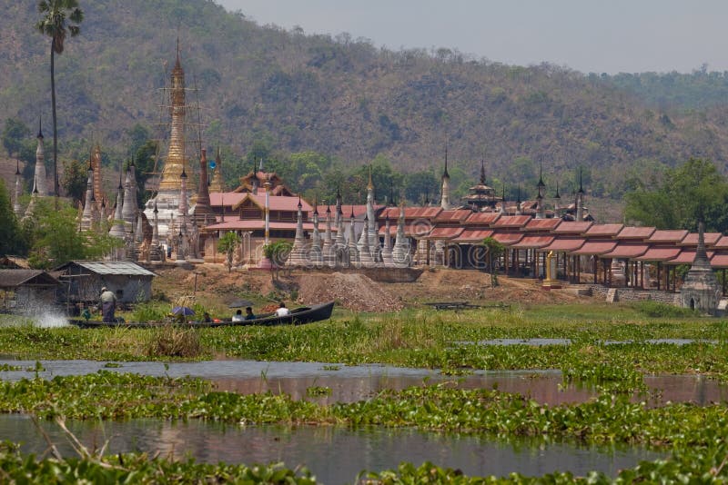 Templo Del Lago Inle, Myanmar Imagen de archivo - Imagen de silueta ...
