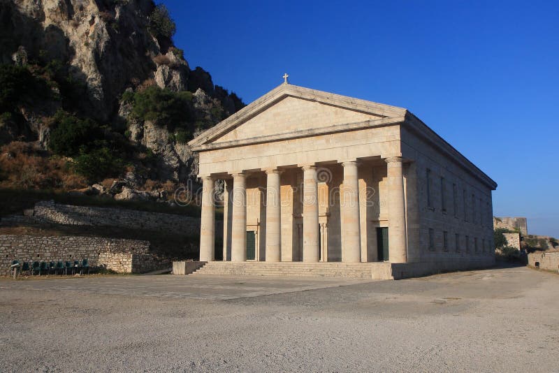 Fortaleza e templo gregos imagem de stock. Imagem de greece - 12550841