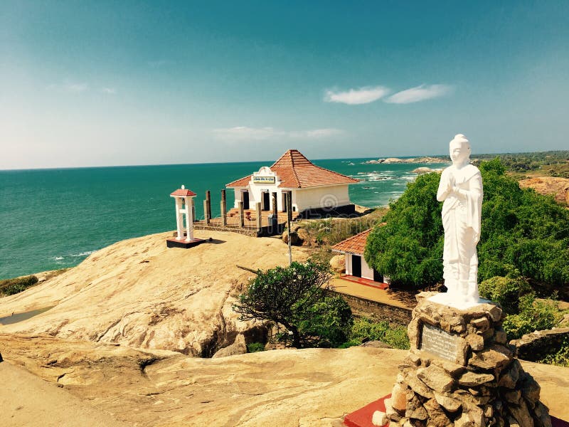 Templo Sri Lanka De Kirinda Imagen de archivo editorial - Imagen de ...