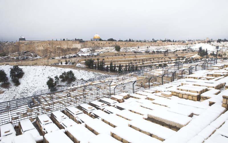 Tempo De Inverno Nevado Do Jerusalém Foto de Stock Editorial - Imagem ...