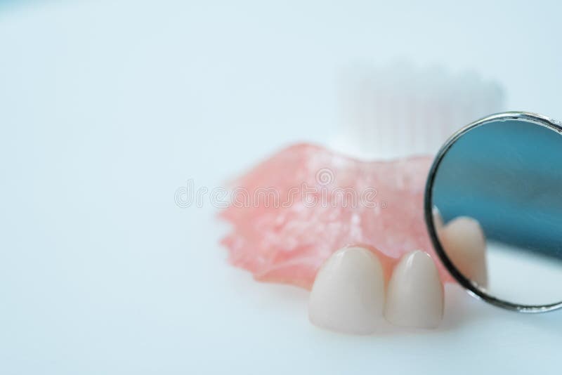 Temporary Denture and Mirror. Stock Image - Image of oral, plate: 106136873