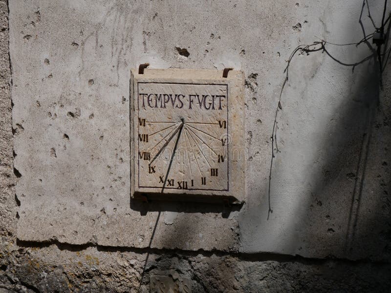 Tempus Fugit, Time Flies, on a Sundial Stock Photo - Image of ...
