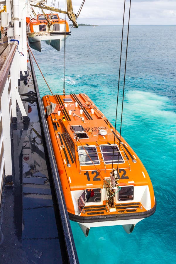 Cruise ship Crown Princess editorial image. Image of water - 124682755