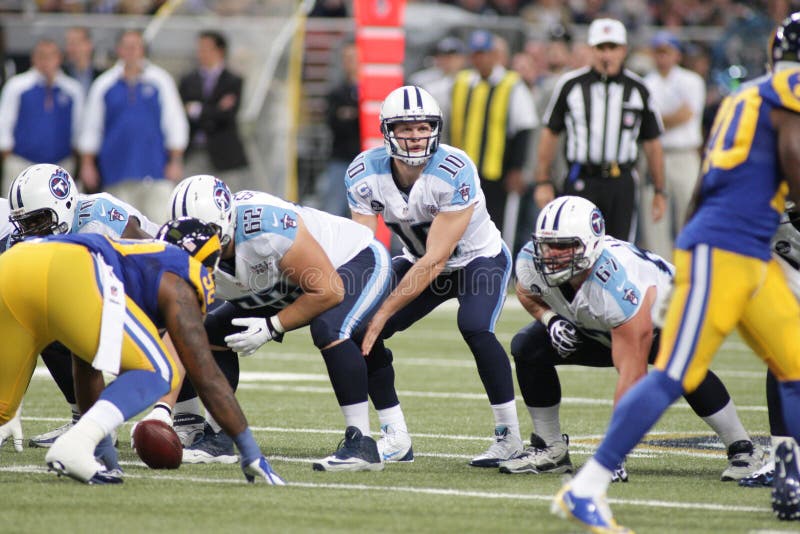 871 Quarterback Center Stock Photos - Free & Royalty-Free Stock Photos ...