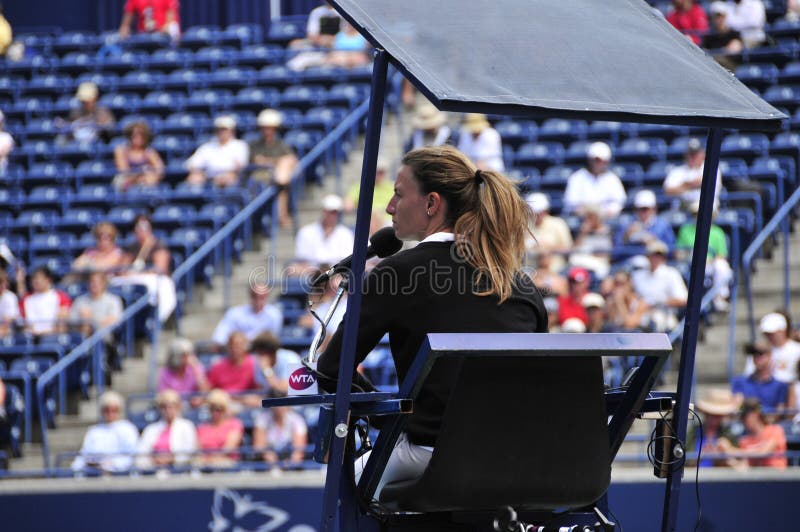 Tennis referee editorial photo. Image of reach, player - 20729121