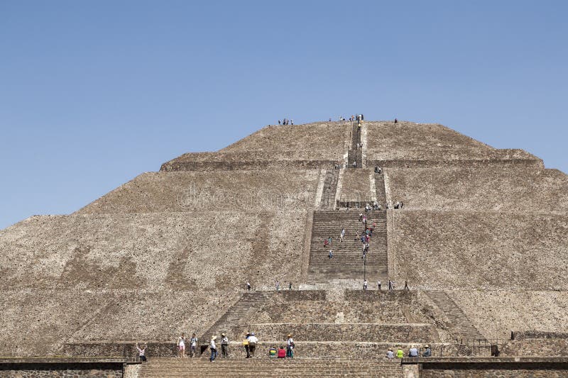 Teotihuacan Pyramiden in Mexiko Redaktionelles Stockfotografie - Bild ...