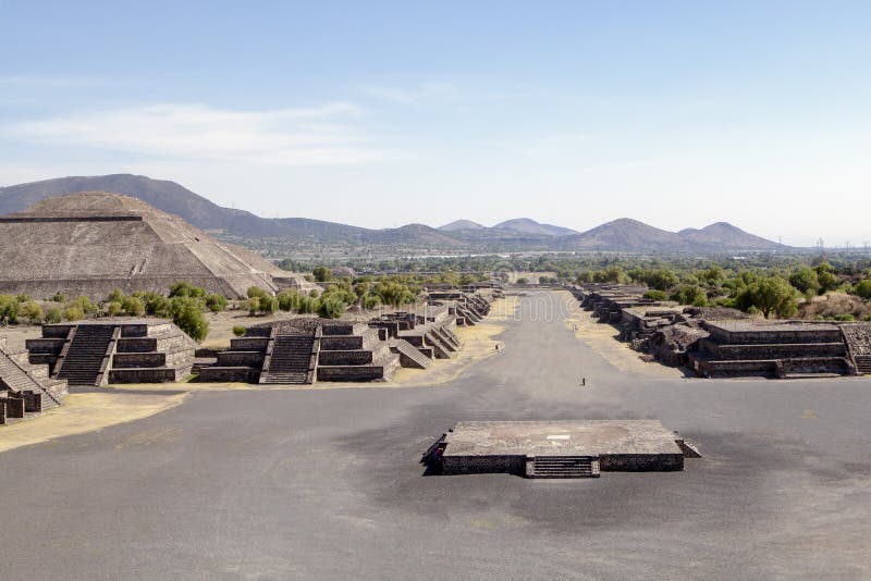 Teotihuacan Pyramiden in Mexiko Stockfoto - Bild von mexiko ...