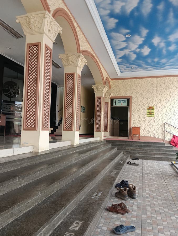 Teras of Mosque with Blue Sky Cloud Editorial Photo - Image of teras ...