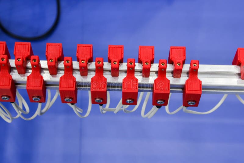 Terminal Blocks for Electrical Connection and Ground Terminals for ...