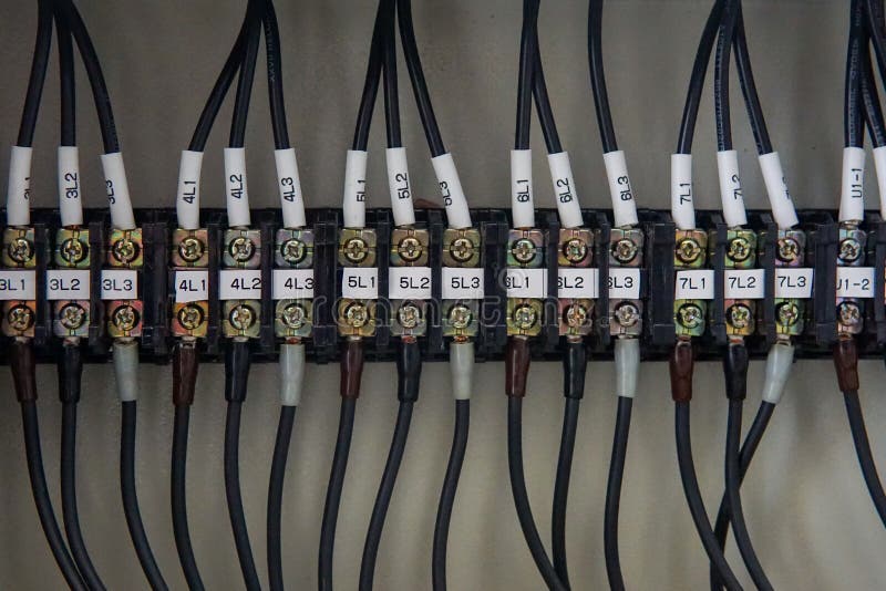 Terminal Del Cable De Control Foto de archivo - Imagen de hierro ...