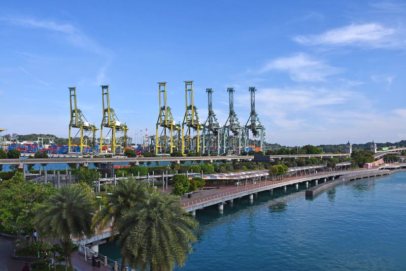 Terminal Et Sentosa Broadwalk De Brani Photo éditorial - Image du ...