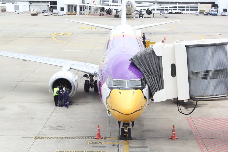 Terminal gate editorial photo. Image of international - 28705776