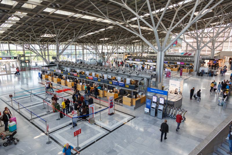 Terminal 1 STR Del Aeropuerto De Stuttgart Foto editorial - Imagen de ...