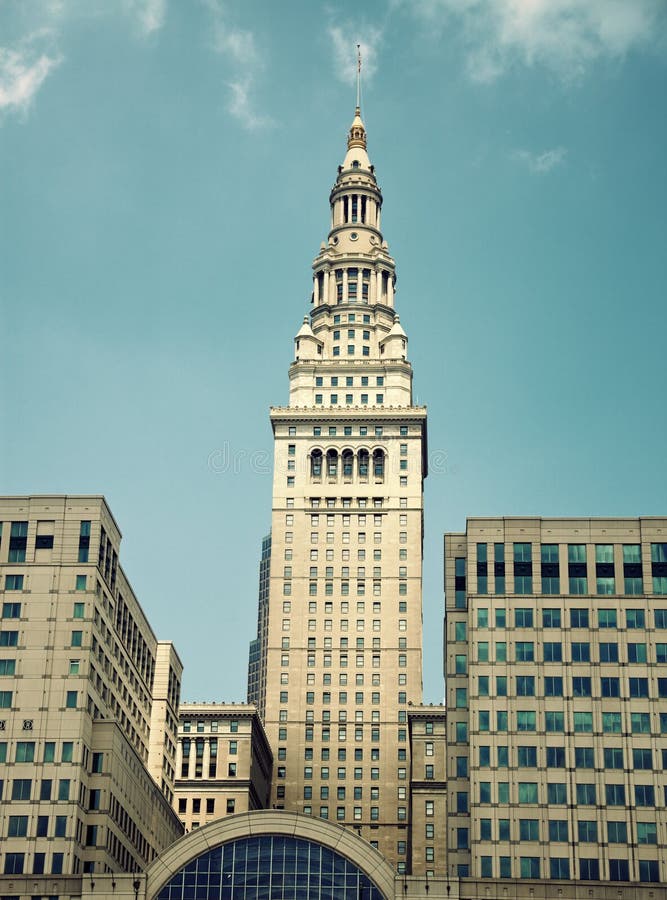 Terminal Tower in Cleveland Stock Photo - Image of cleveland, scene ...