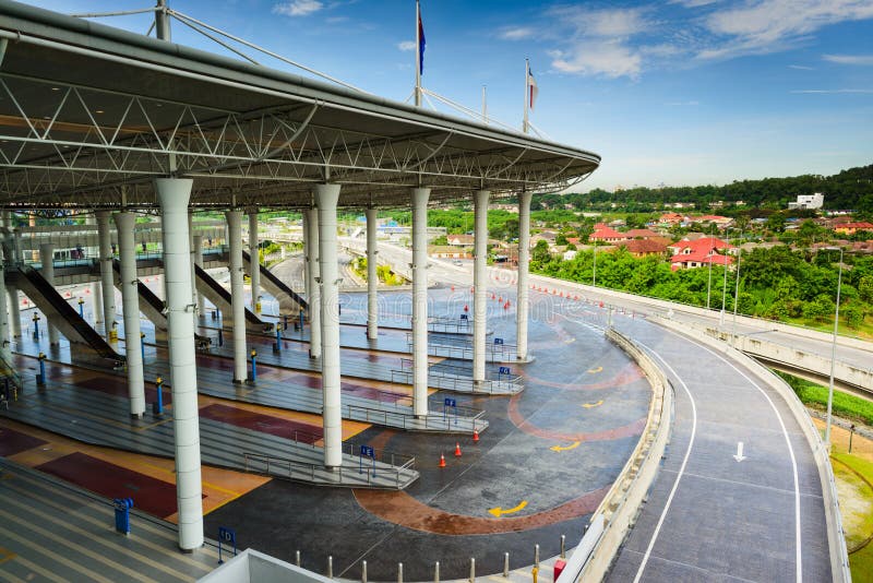 Terminus de bus photo stock. Image du permutez, service - 1974362