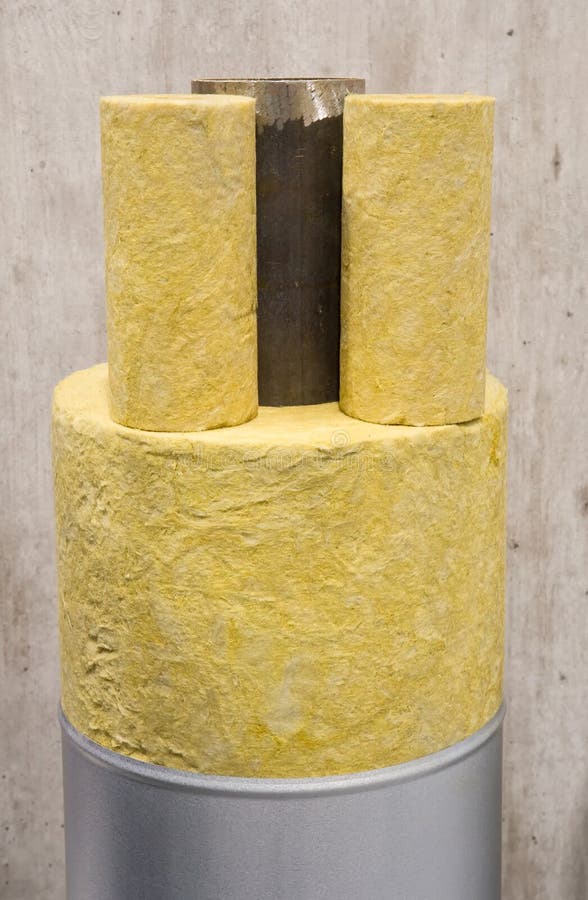Termisk Isolering Av Ett Rör Fotografering för Bildbyråer - Bild av ...