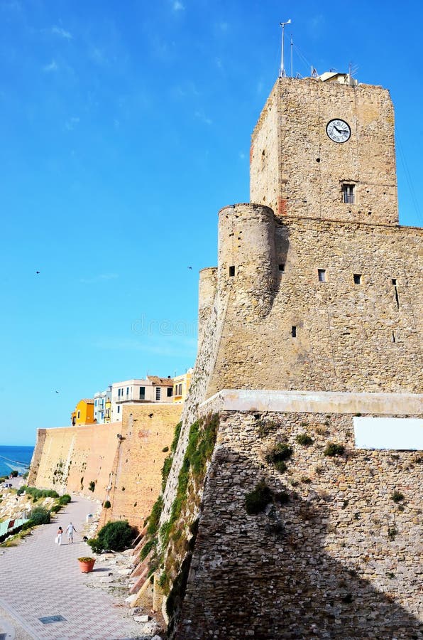 Termoli, Molise, Italia fotografia editoriale. Immagine di simbolo ...