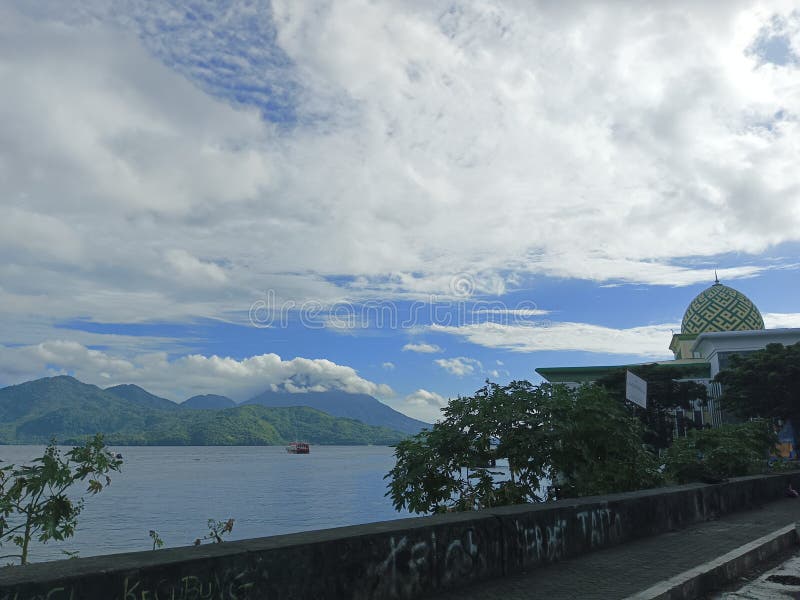 Ternate city View editorial stock image. Image of mountains - 264142284