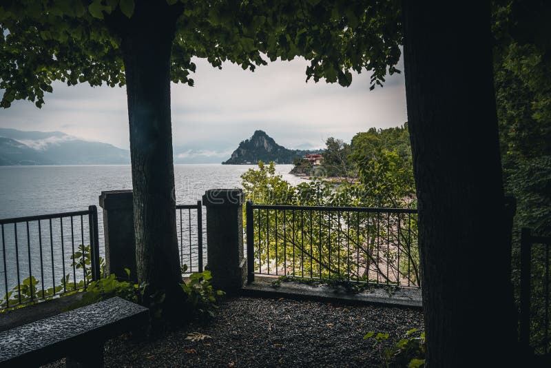 Terrace with Tree Shade Overlooking the Lake Stock Image - Image of ...