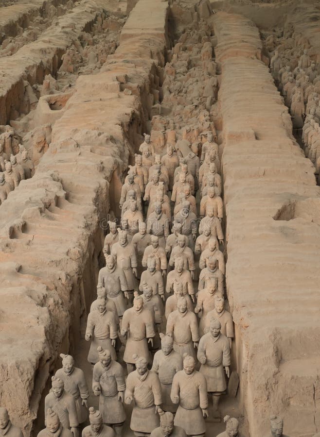 Terracotta army editorial photo. Image of emperor, figure - 29370626