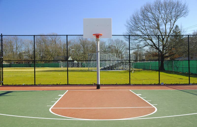 Terrain de basket 2 photo stock. Image du filet, playground - 76472