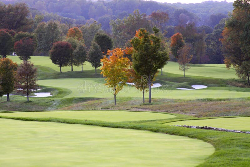 Terrain de golf photo stock. Image du fairway, sable - 11388840