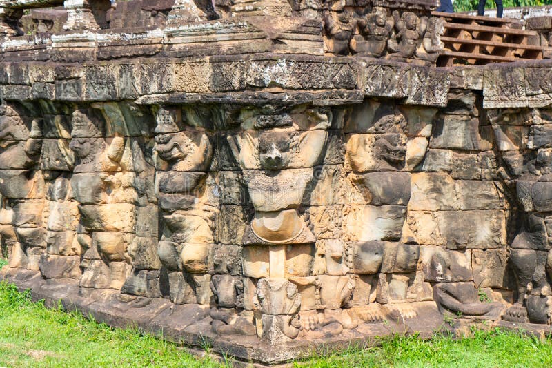 Terraza De La Terraza Del ANG Del Elefante Del Rey Del Leproso Imagen ...