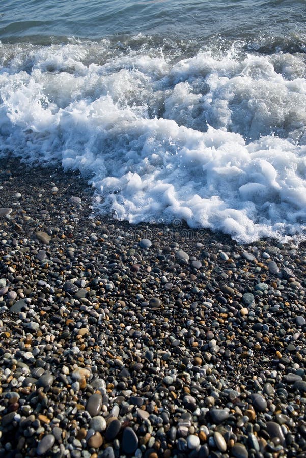 Terre Di Mare Con Pietre, Pebble Di Chiusura Spiaggia Fotografia Stock ... Terre Di Mare Con Pietre, Pebble Di Chiusura Spiaggia Fotografia Stock ...