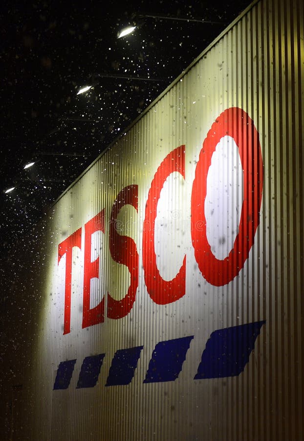Tesco Logo on Supermarket Sign Editorial Photo - Image of banner ...
