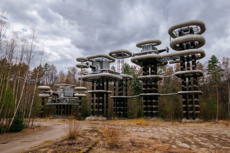 Tesla Coil Towers Experimental Stands of the High Voltage Research ...