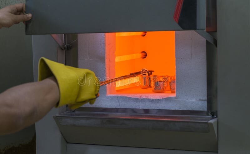 Testing tensile machine stock image. Image of control - 132939233