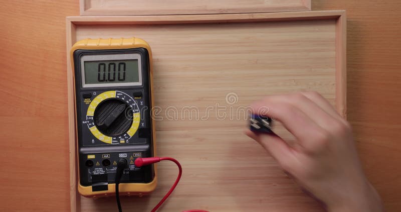 9 Volt Battery Cell Voltage Checking Stock Video - Video of inspect ...